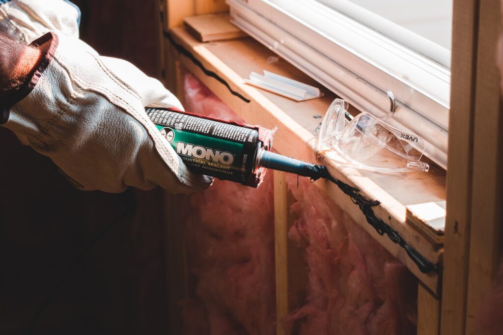 Caulking - How to Do It | Caulk Types, Uses, Tools & Advantages